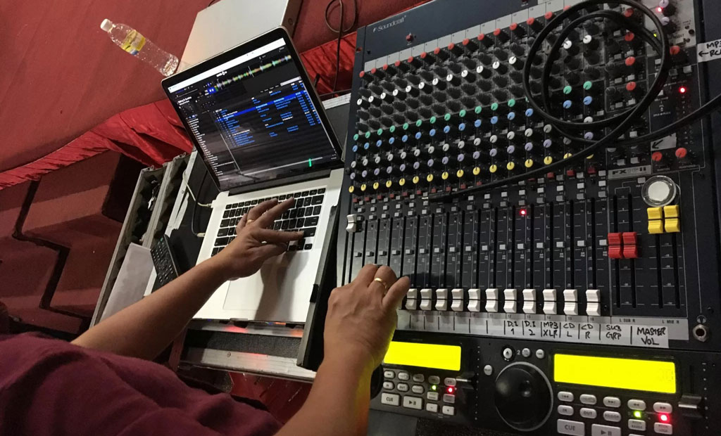 Sound System Rental - Pixel Party